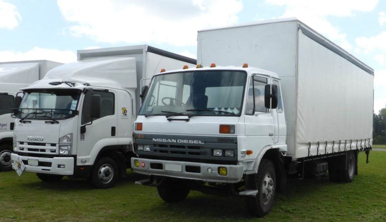 How do I get my class 2 truck licence?