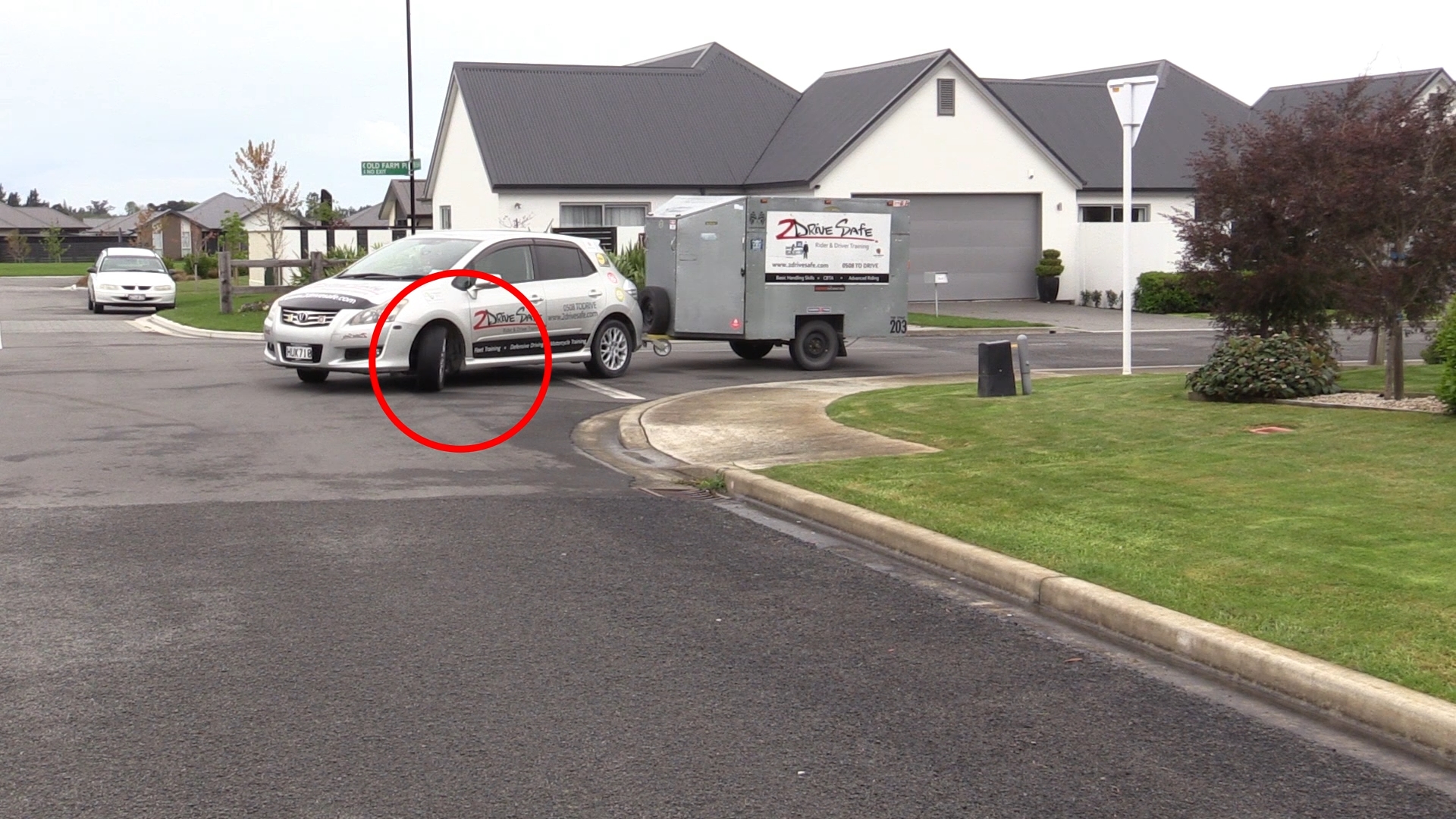 Is it possible to learn how to drive online or by using videos?