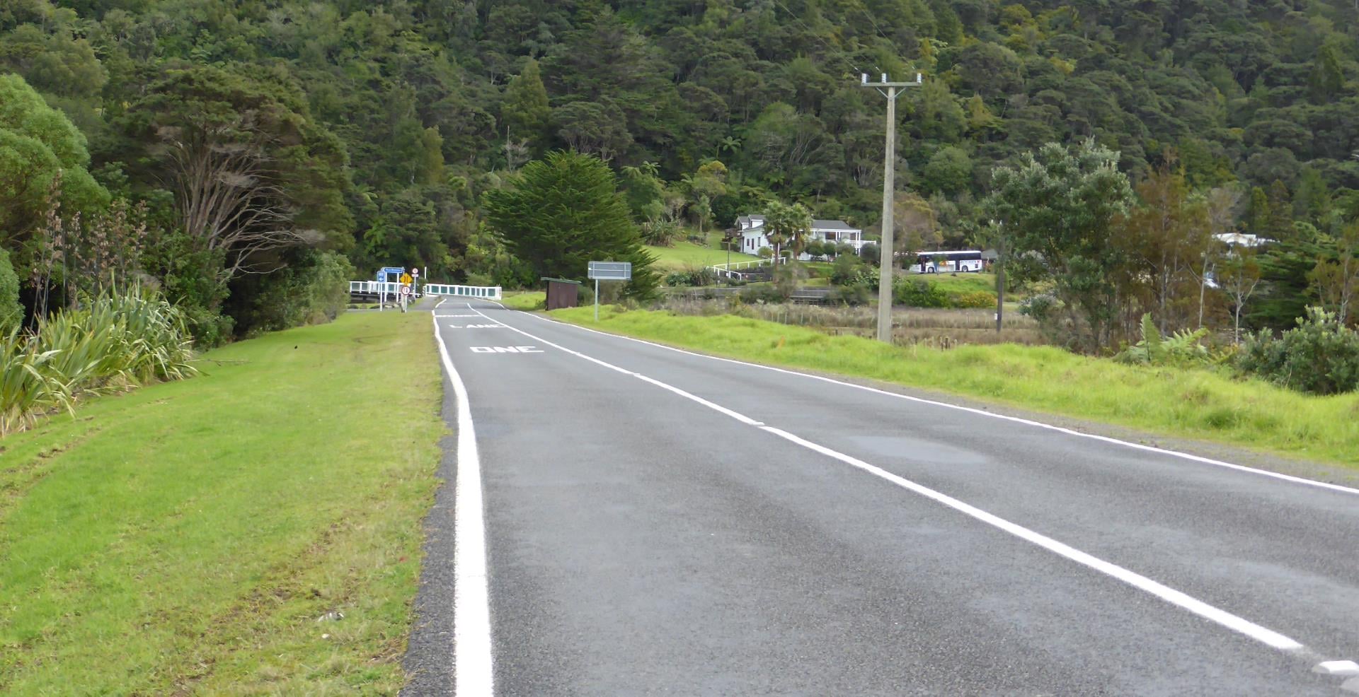 Road centre lines and what they mean