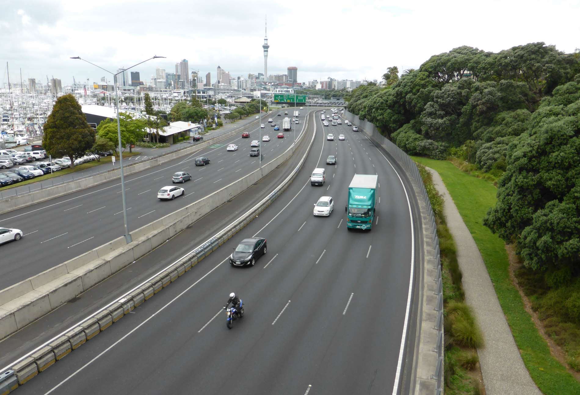 Driving In New Zealand And Australia Understanding The Difference driving-in-new-zealand-and-australia-understanding-the-difference