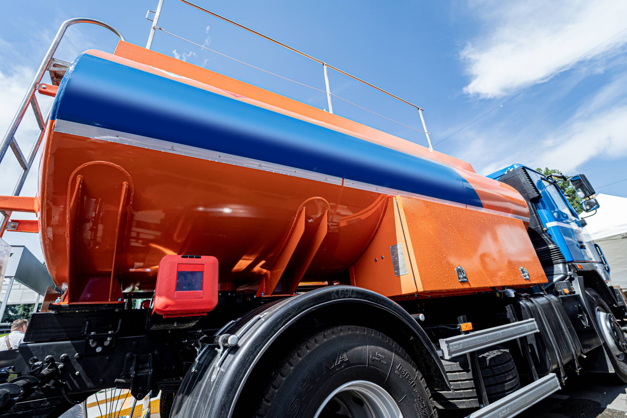 What is a tanker truck?