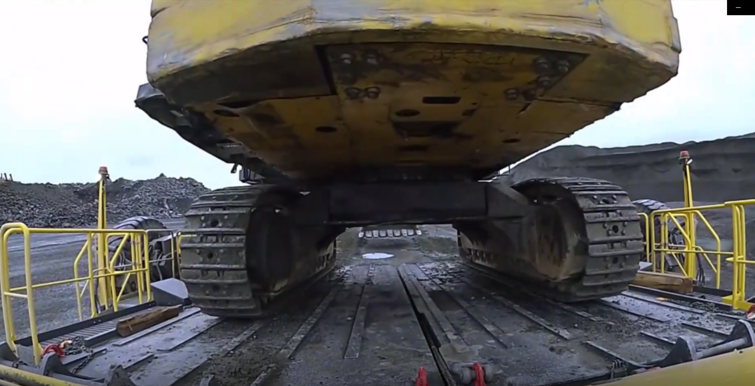 How to transport an excavator