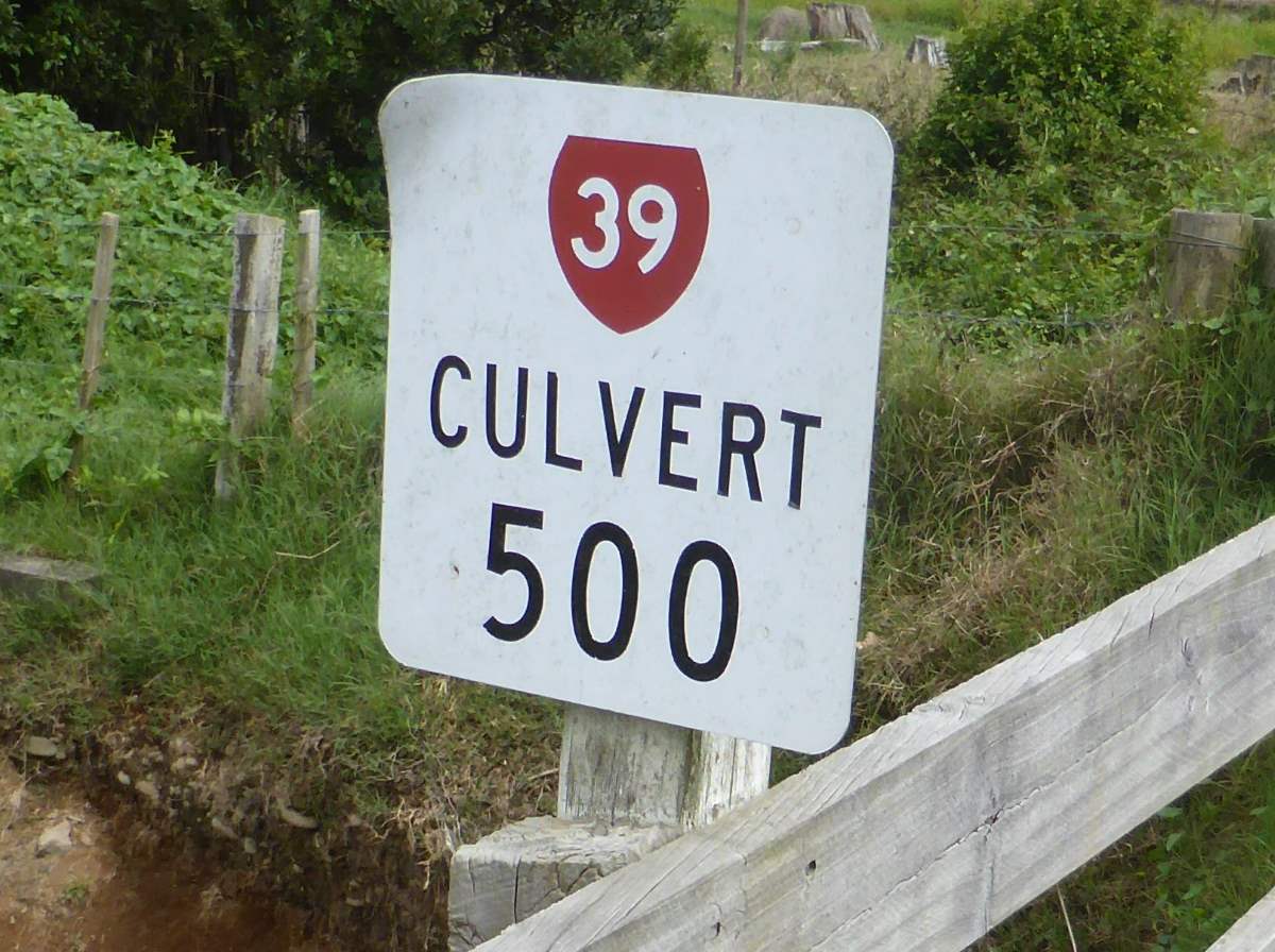 What are information signs on the road?