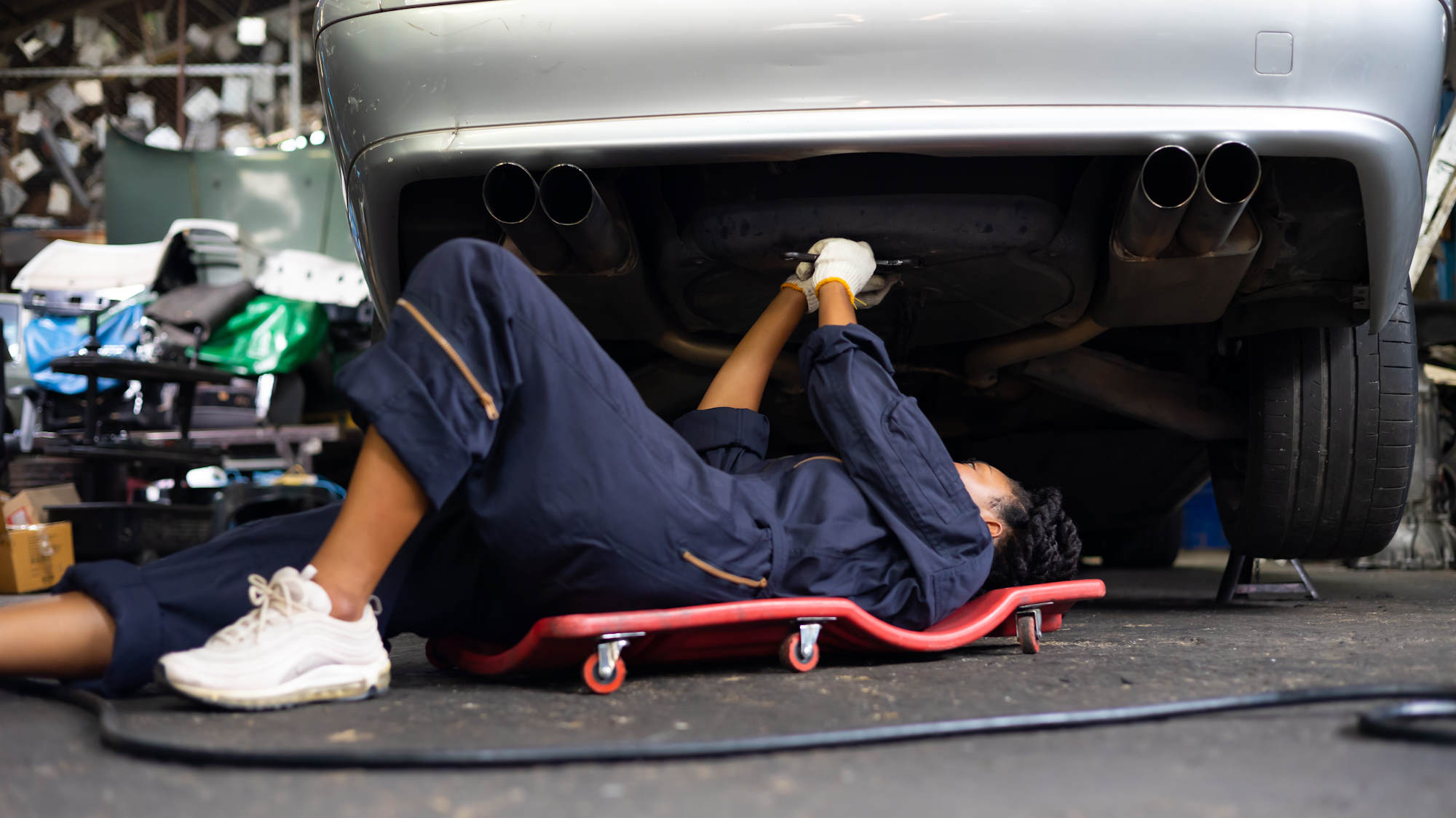 How to design the perfect garage for your car hobby