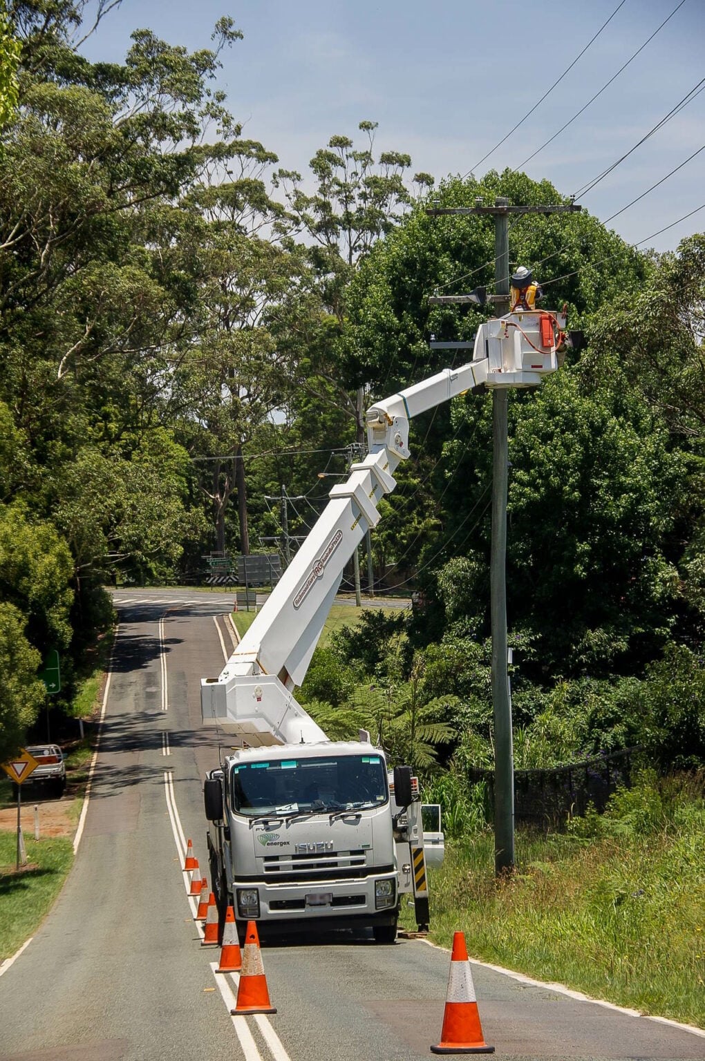 Pedestrian safety around EWPs - how to reduce EWP accidents on worksites